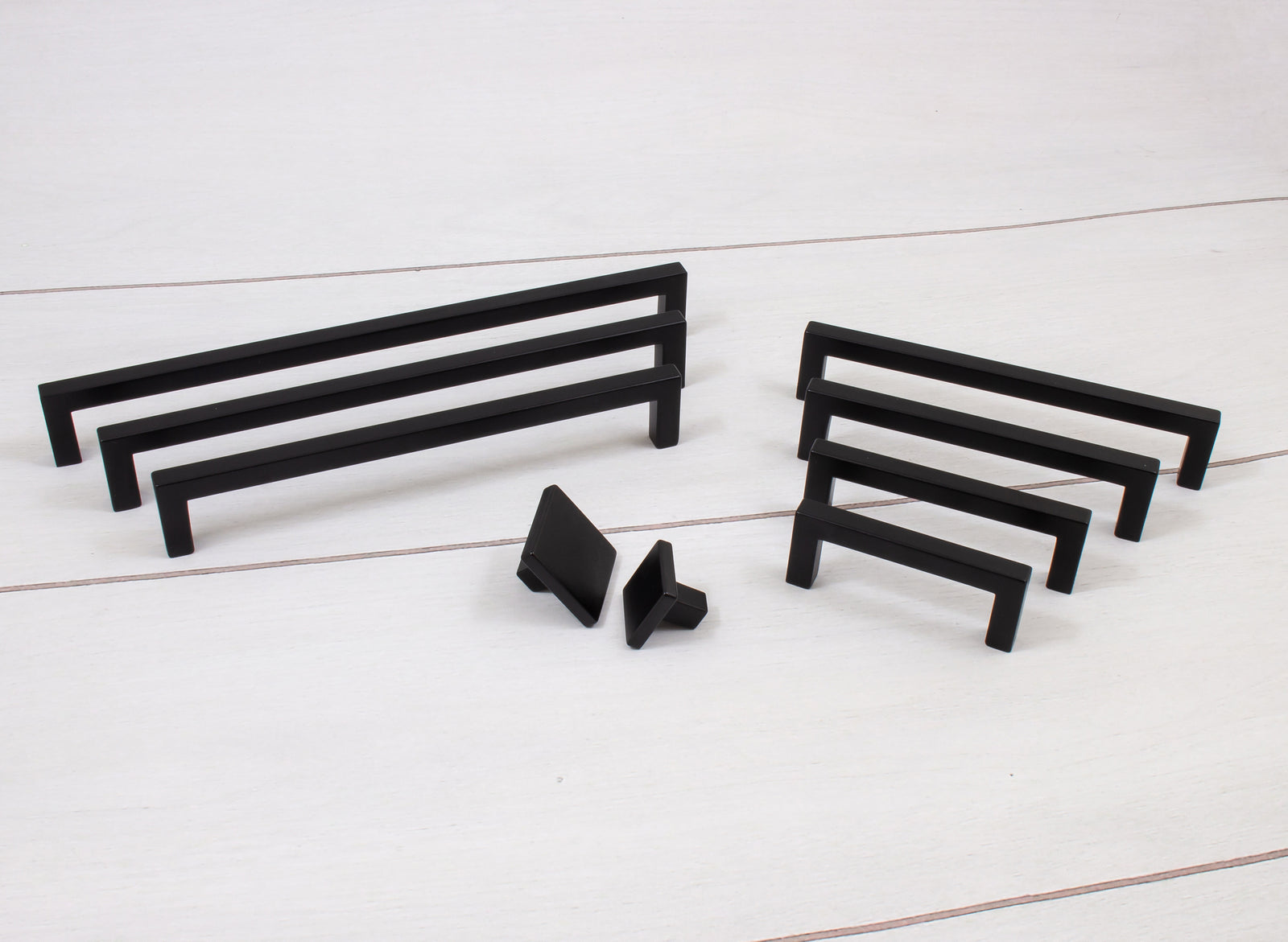 Hardware Basics: How to Determine the Radius of a Hinge